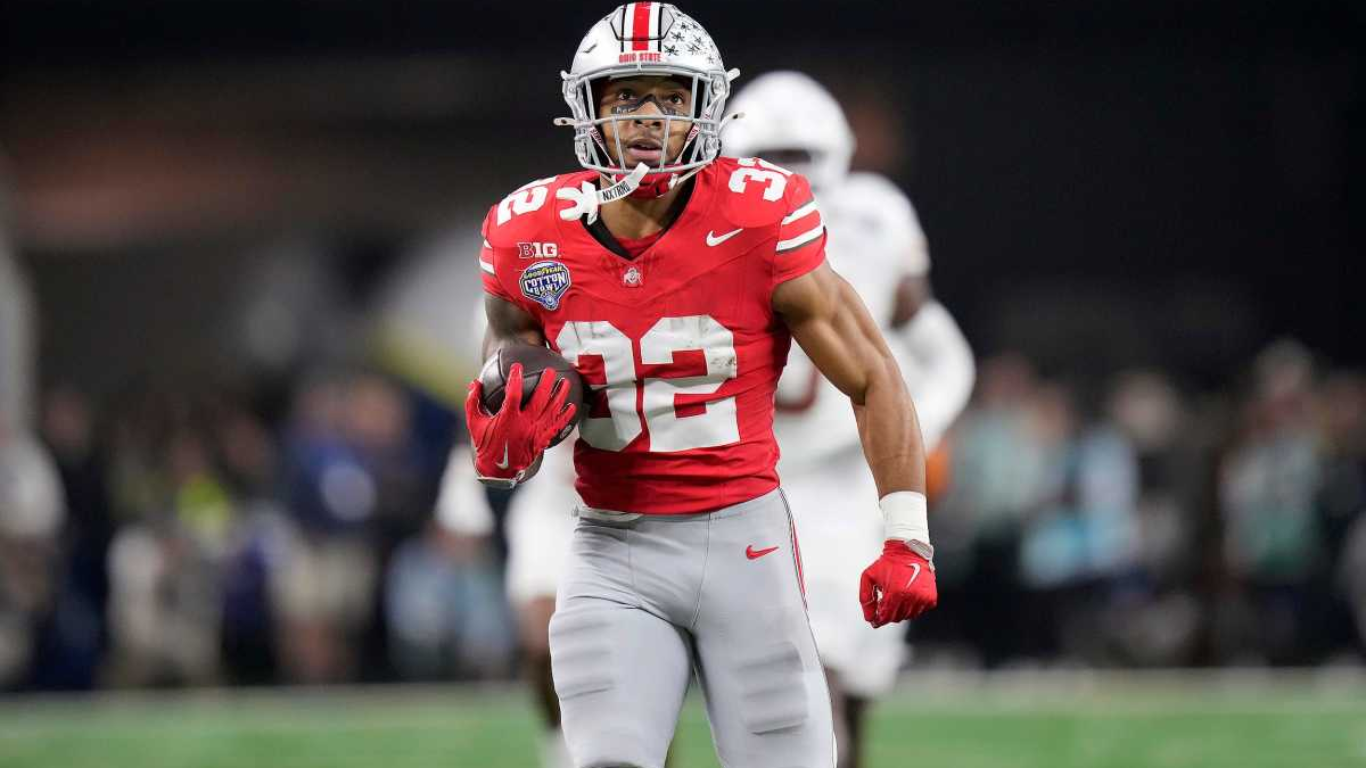 TreVeyon Henderson Predicted to Join $18M QB in Mock Draft